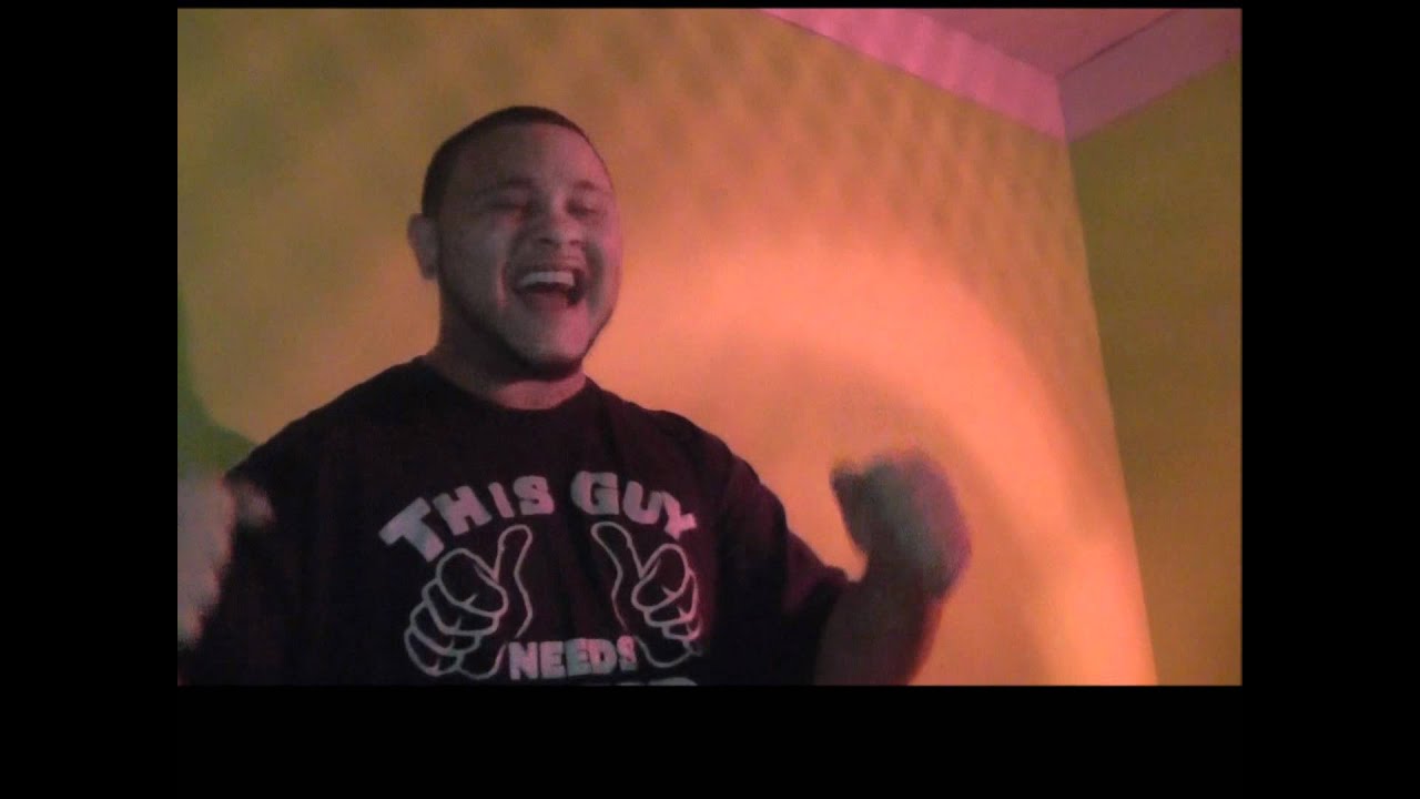 Exclusive!!!! Freestyle by Chris Wyte aka White Boy - YouTube