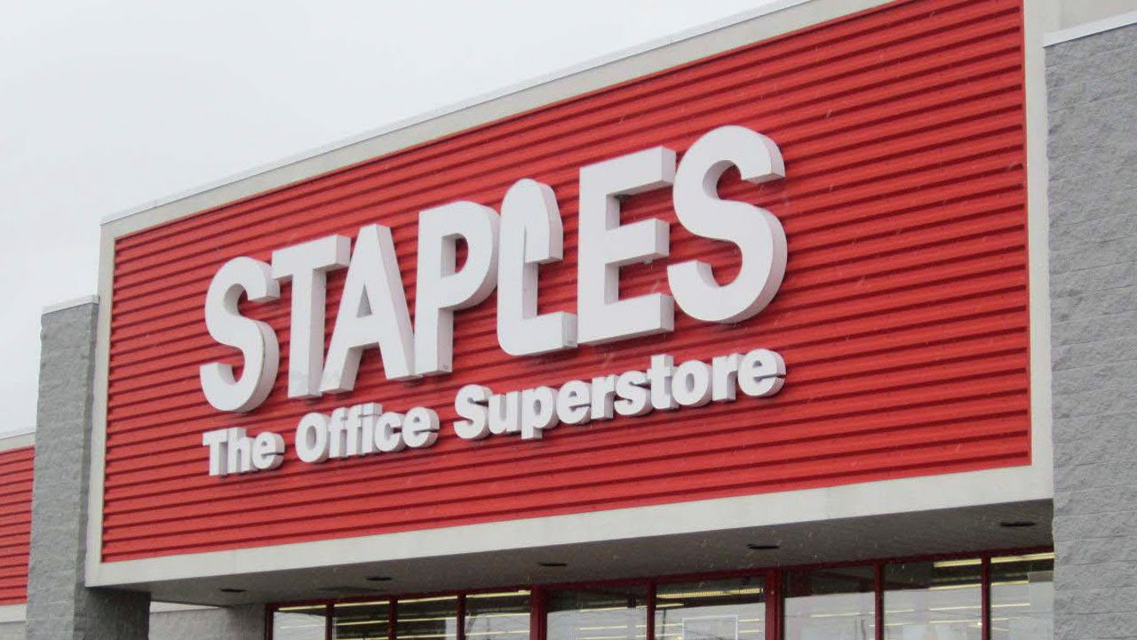 Retailer Of Office Supplies Reports Weak Earnings As It Awaits Merger retailer-of-office-supplies-reports-weak-earnings-as-it-awaits-merger