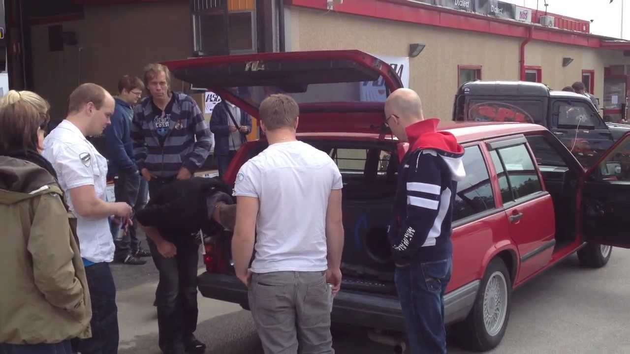 Car audio competition 2012 (200 Thumbs special) - YouTube