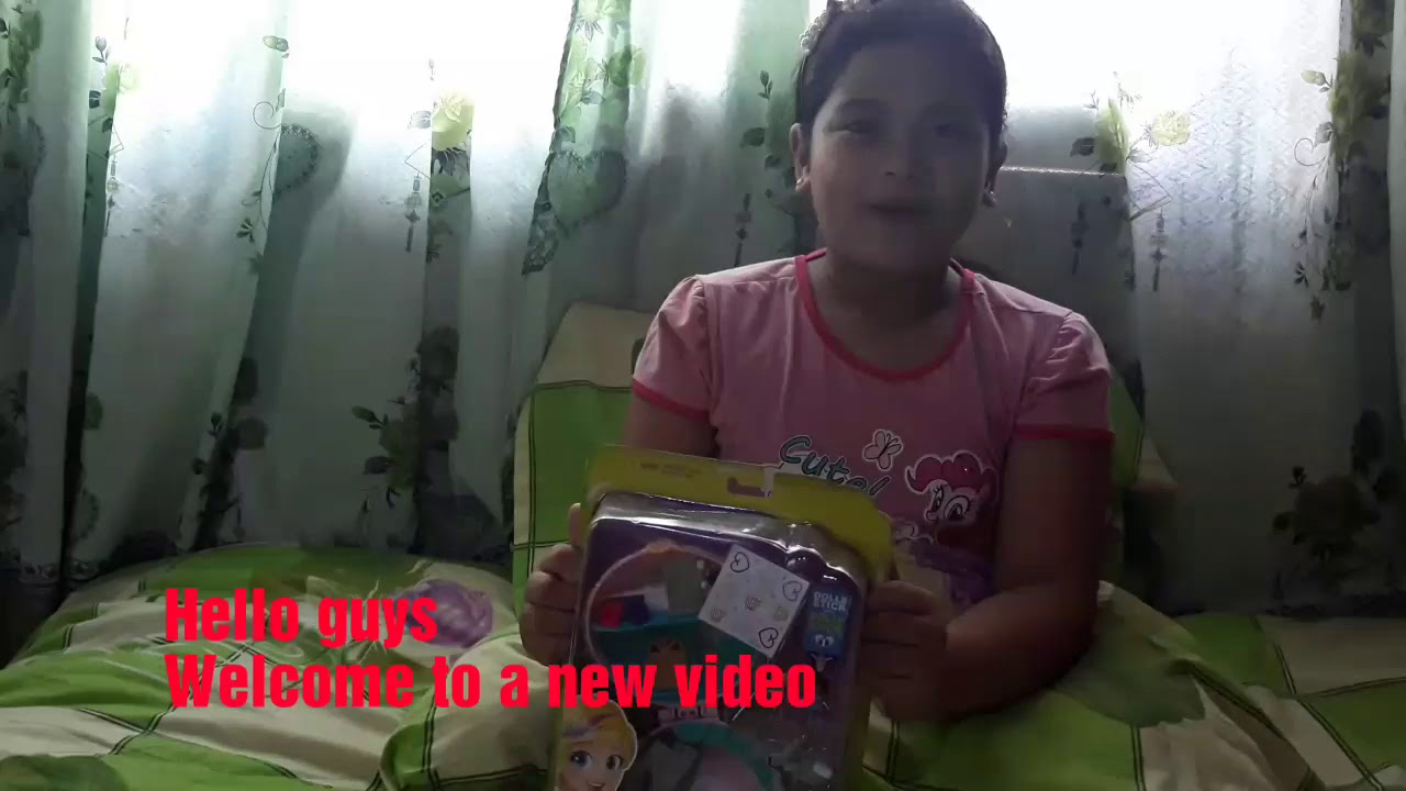 Unboxing a Polly Pocket set, come and see what's inside - YouTube
