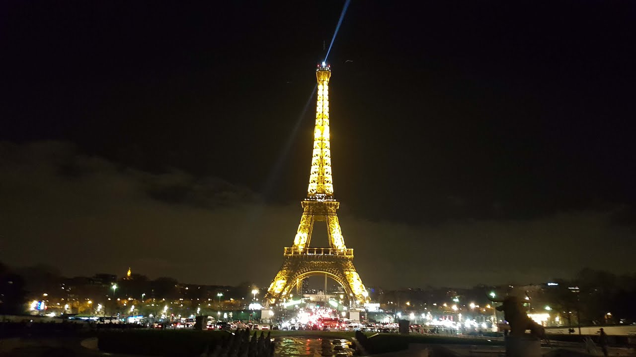 Paris Insta 360 - YouTube