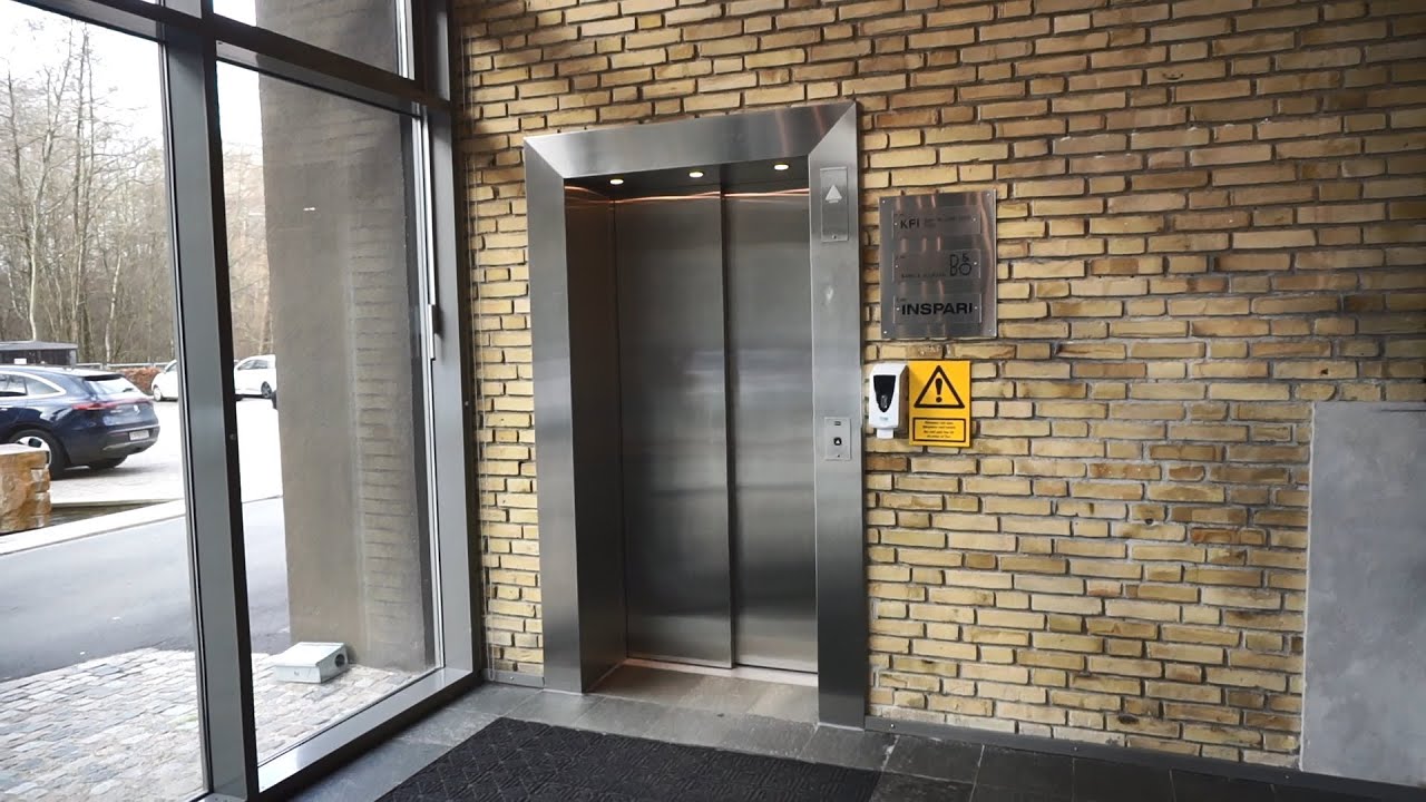 Amazing scenic 1998 KONE M traction elevator @ Gammel Lundtoftevej 7 ...