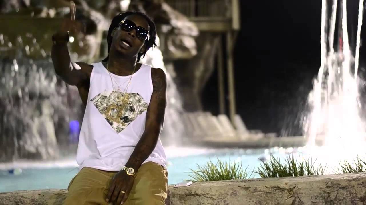 J-CooL - Couple Gold Chains (Music Video) - YouTube