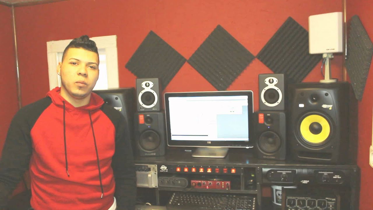 J Reyes Grabando En El Estudio High Flow Records - YouTube