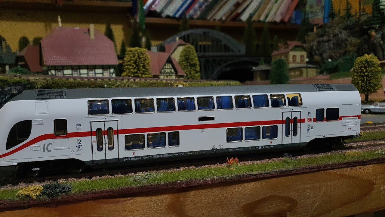 PIKO 58800 DCC vagon világítás természetes fehér htech.hu - YouTube