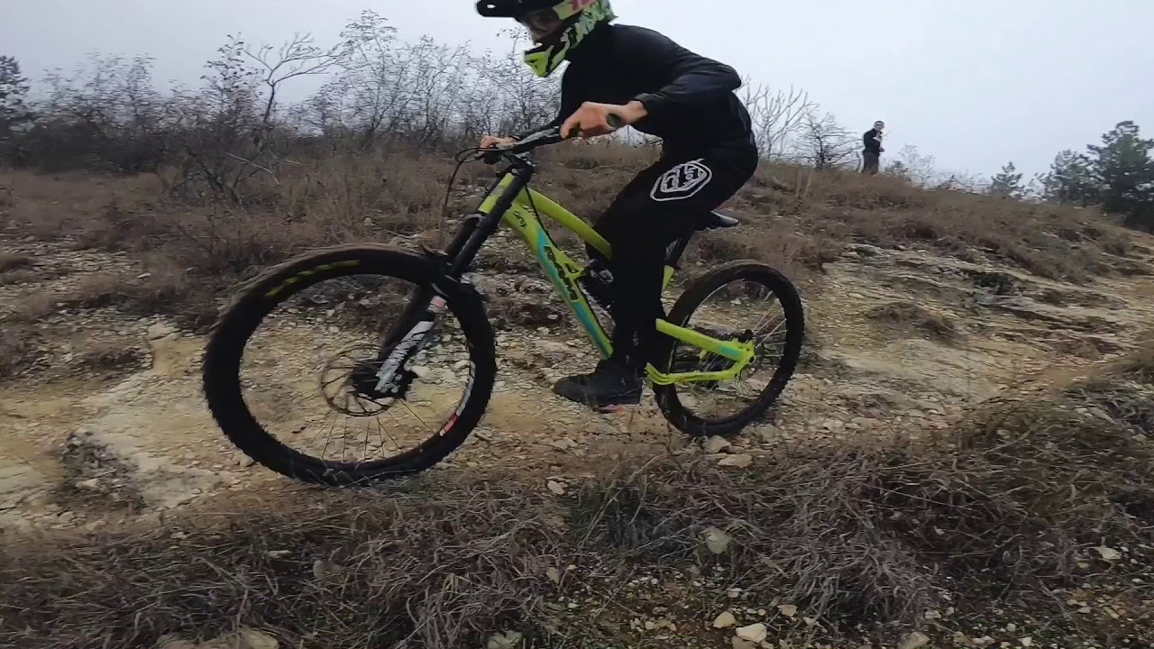 Ivailo Traikov - Foggy RAW 2019 - YouTube