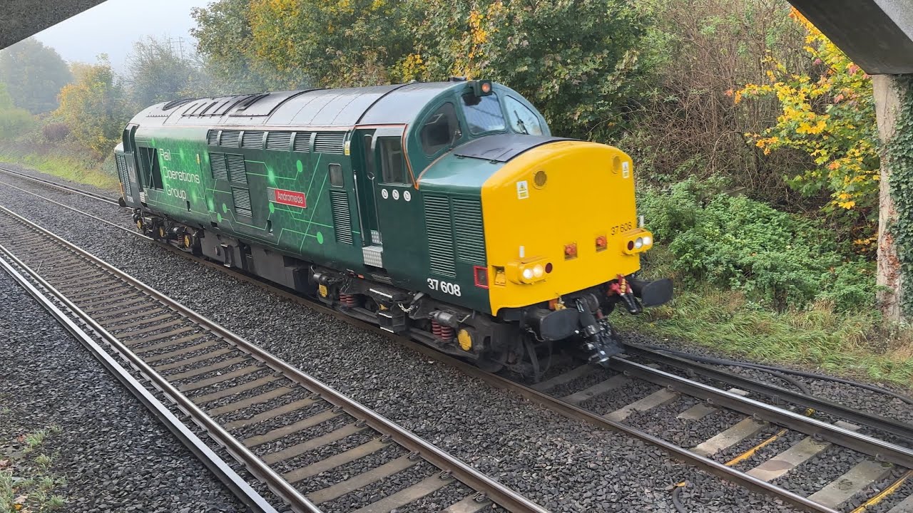 Class 37 | 37608 ‘Andromeda’ | Light Engine | Rail Operations Group ...