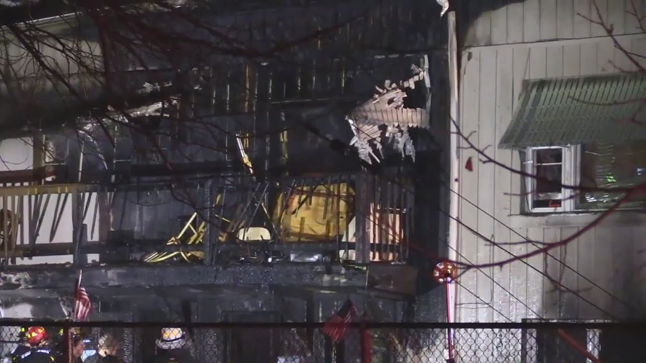 Fires Burns Through 2-Story Apartment Building In Lyons - YouTube