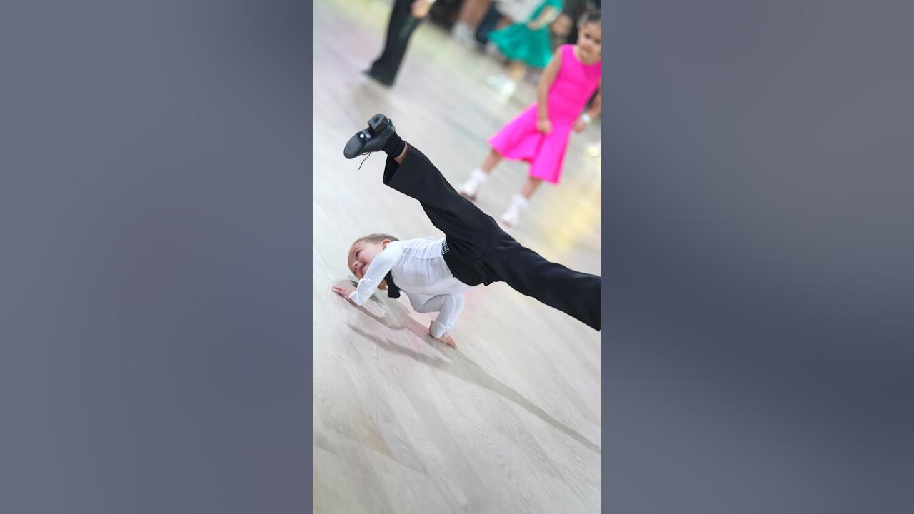 Watch until the end!😱😱😱 #dancesportlife #dancesport #dancer #ballroomdancesport #breakdance ...