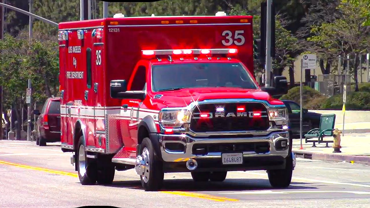 LAFD *NEW* Rescue 35 Transporting - YouTube