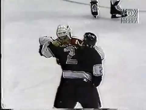 Doug Zmolek vs Jamie Huscroft - YouTube