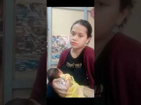 MAMA MUDA SEDANG MENYUSUI ANAKNYA 💧👀 #beranda #mama #menyusui #anak 