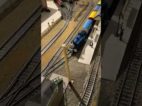 ‘Great Discovery’ Thomas goes through Knapford Junction with a ‘Beatles ...