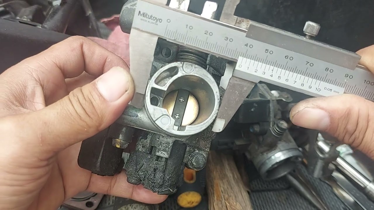 Click 150 and 125 throttle body and manifold mag ka iba ng sukat - YouTube