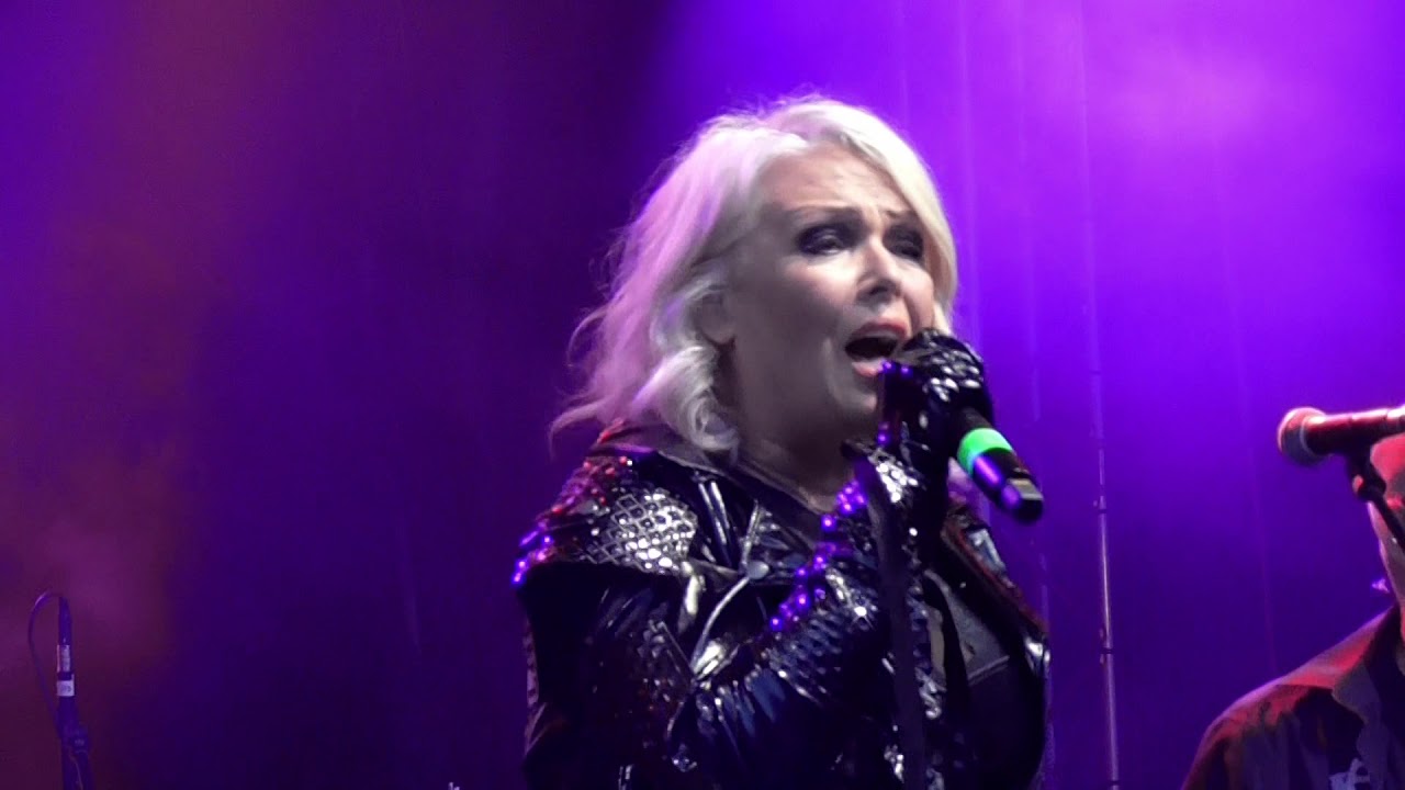 Kim Wilde mit Band 2018 in Bonn – Teil 2 - YouTube