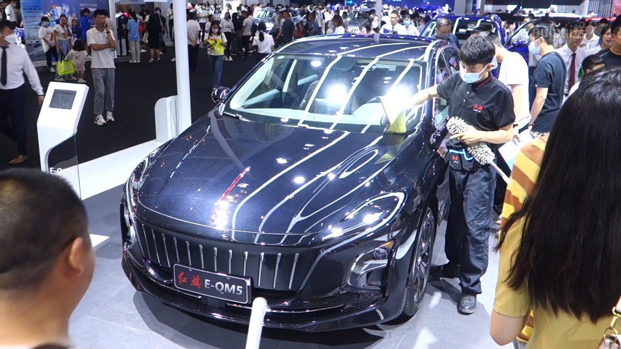 中国一汽 红旗 E-QM5 (Hongqi E-QM5) - YouTube