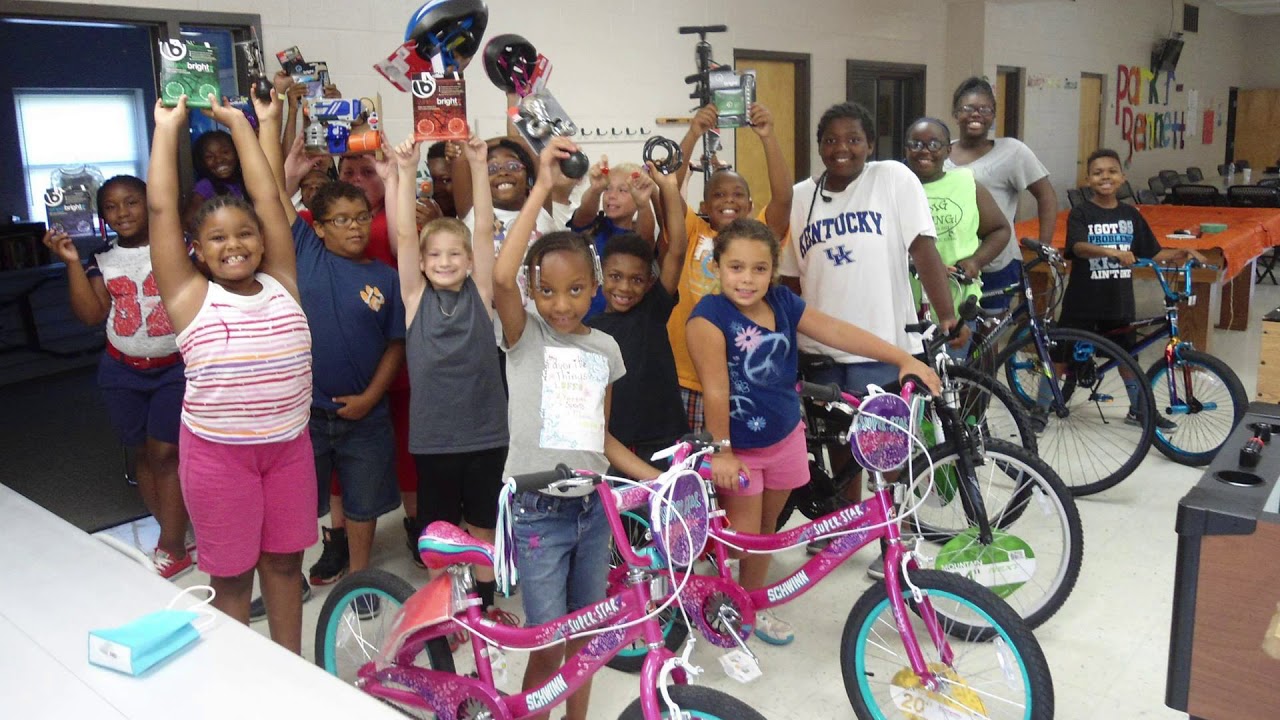 Bike Safety Day at Parker Bennett Community Center - YouTube