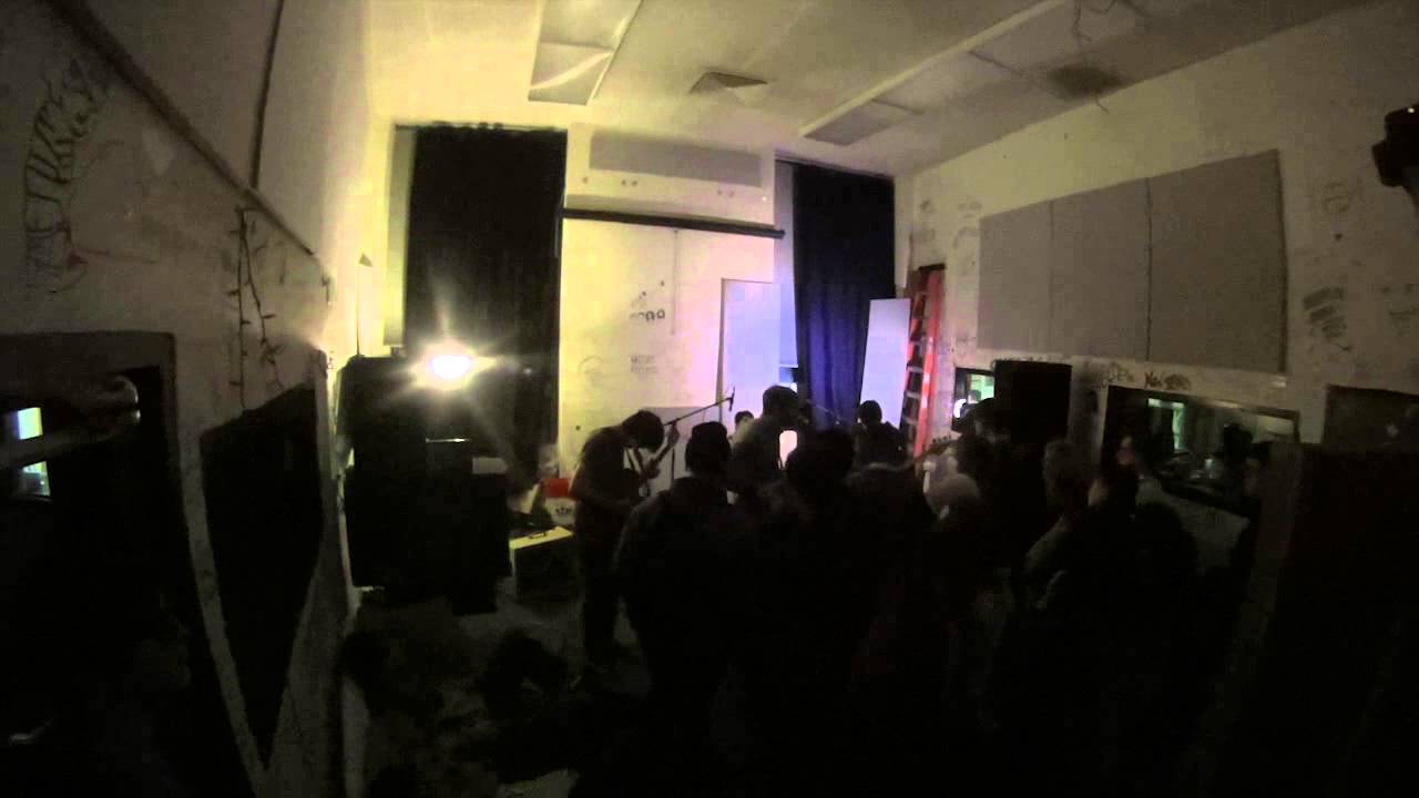 Legs Like Tree Trunks - Here's to Feeling Good All the Time - WMUC 88.1 ...