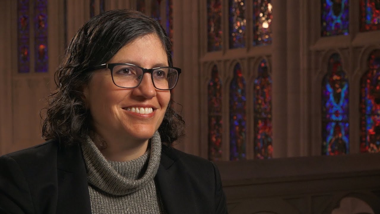Notre Dame Alumni: Betsy Bohlen ’90 - COO, Archdiocese of Chicago - YouTube