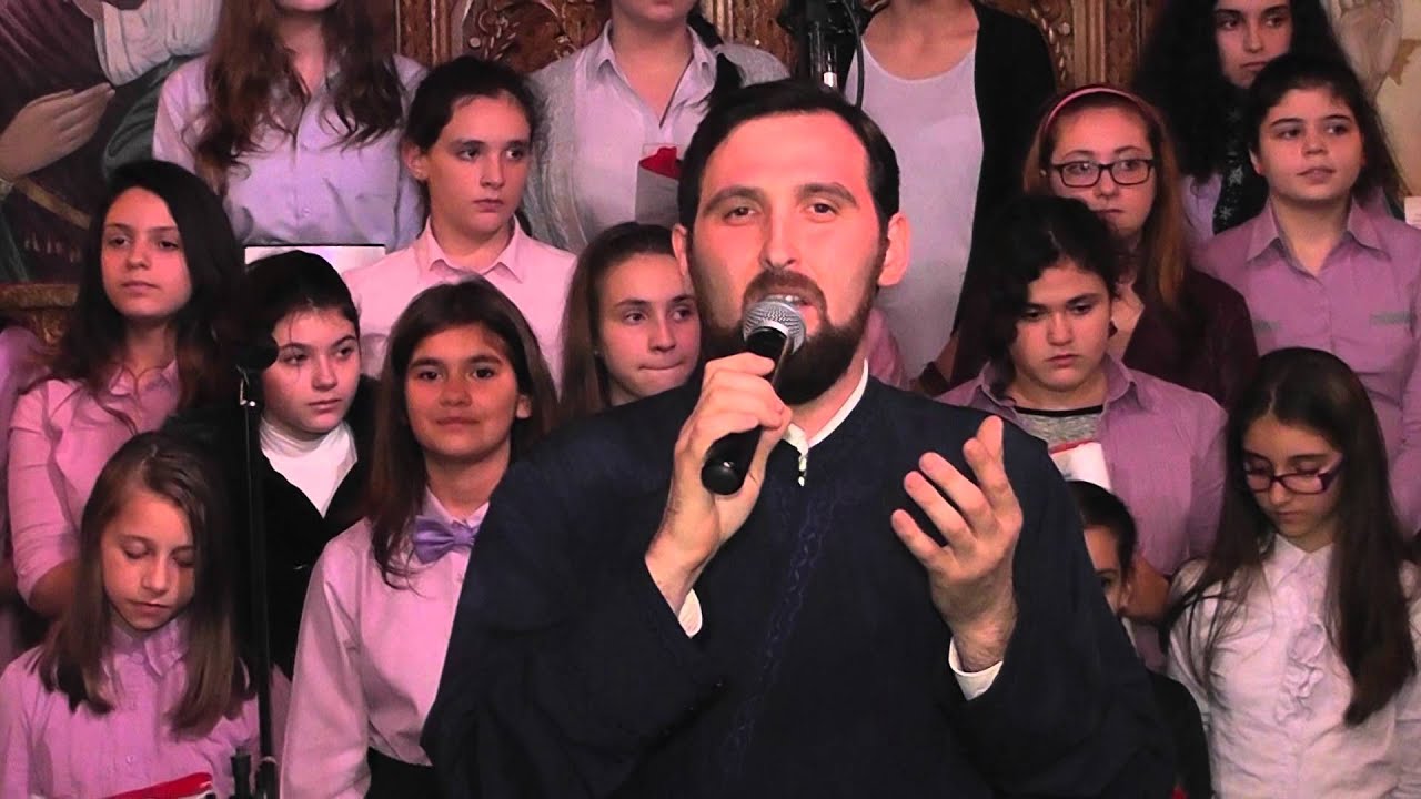 La Vitleem colo-n jos - Savin Ciprian si Corul Belcanto - YouTube