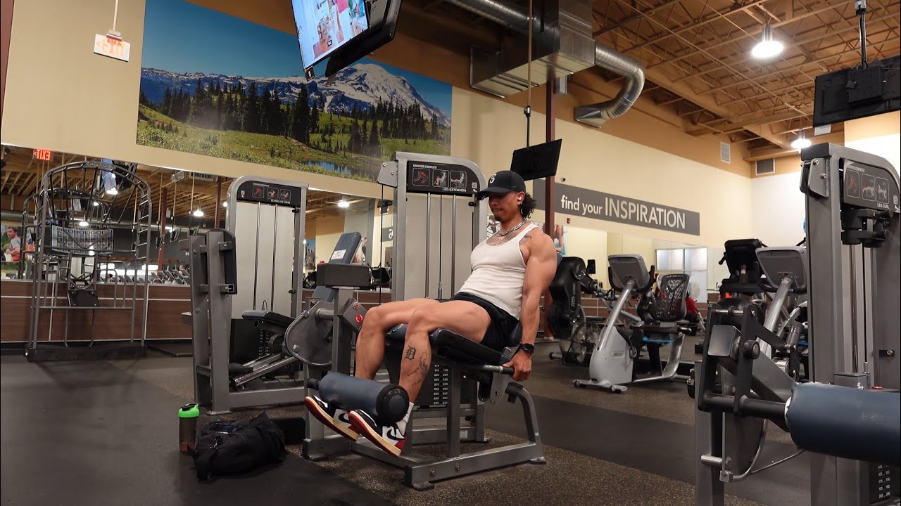 Cut Day 61 - Leg Day | Hamstring Workout | We Look the Same - YouTube