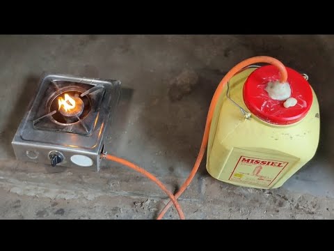 How to make mini biogas plant at home |How to make a bio-gas dijester ...