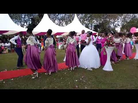 King monada  Malwedhe wedding challenge