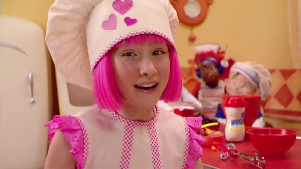 Bonzorio's "LazyTown Songs" Song - YouTube