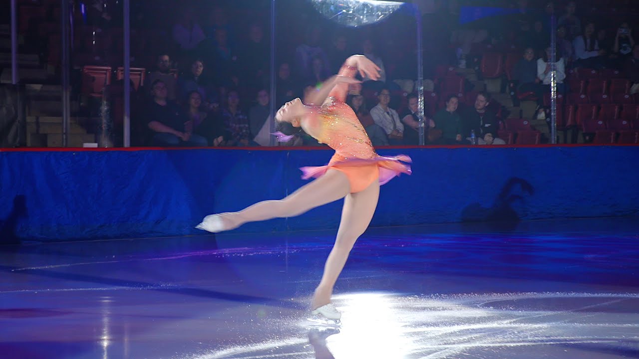 "Golden", Ella Hahn skates to HUNTR/X at An Evening with Champions ...