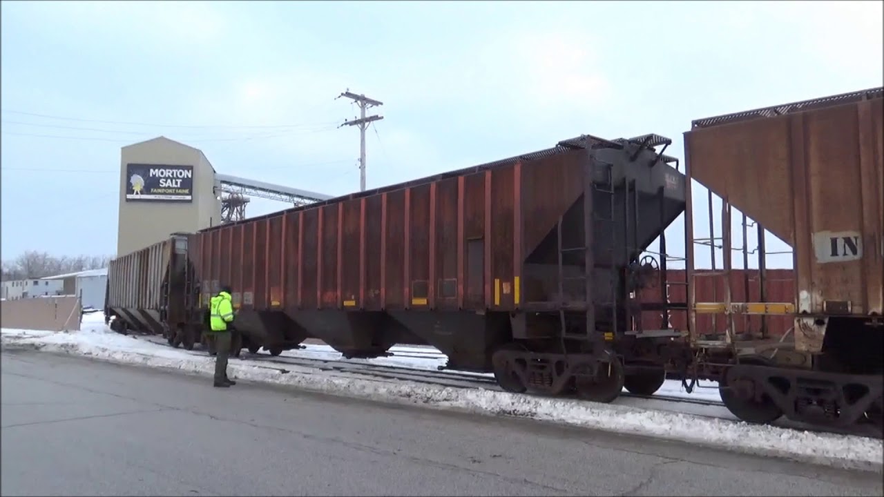HZRX GP10-1 #8420 Backing Empty Salt Hoppers Into Morton Salt - Jan ...