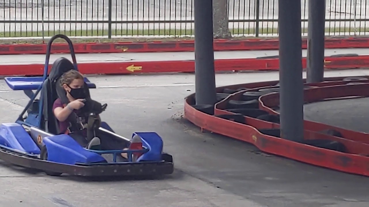 N in the Go Kart, Fun Spot America, January 2021 , qnqnqhqh - YouTube