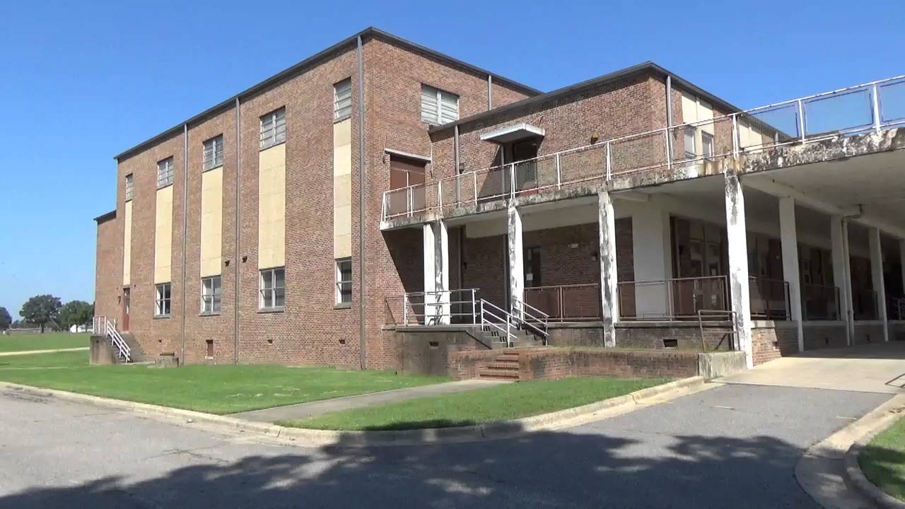 Edwards Community Center - Side View - YouTube