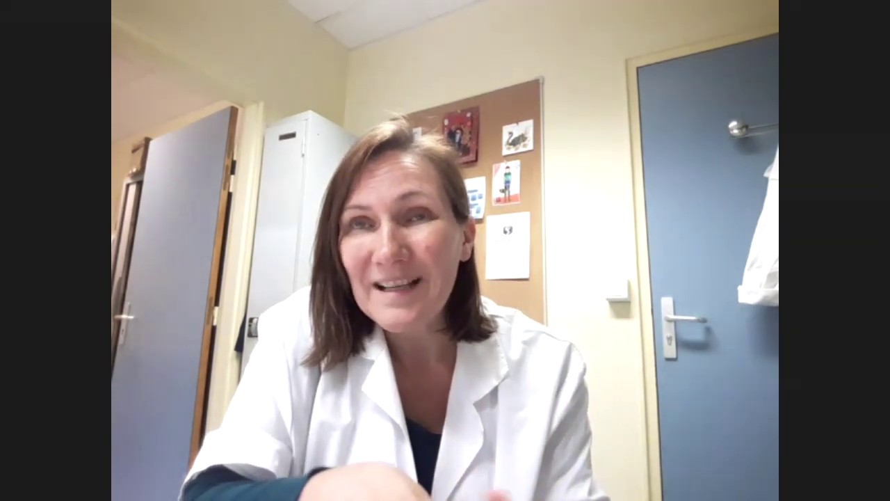 Docteur Julie Geneste, Psychiatre-Référente CUMP CHU Clermont-Fd - YouTube