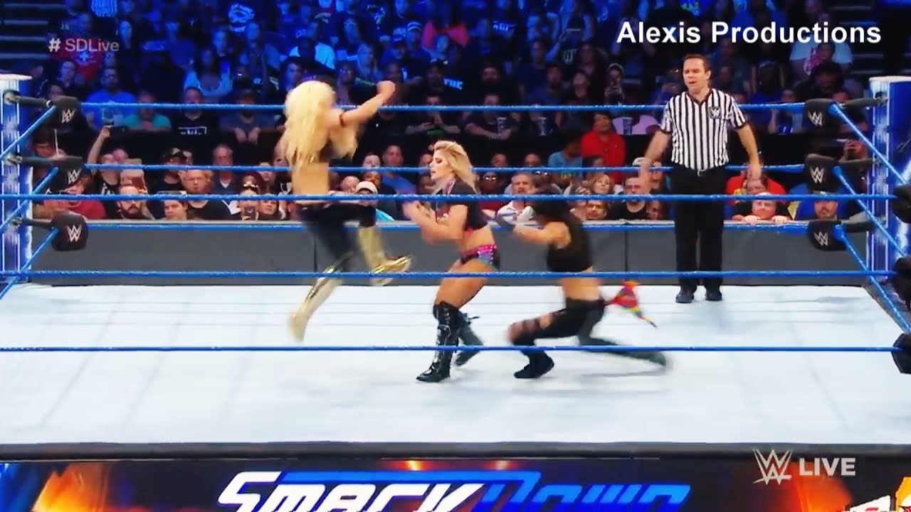 Women's Tag Team Signatures & Finishers 2019 - YouTube