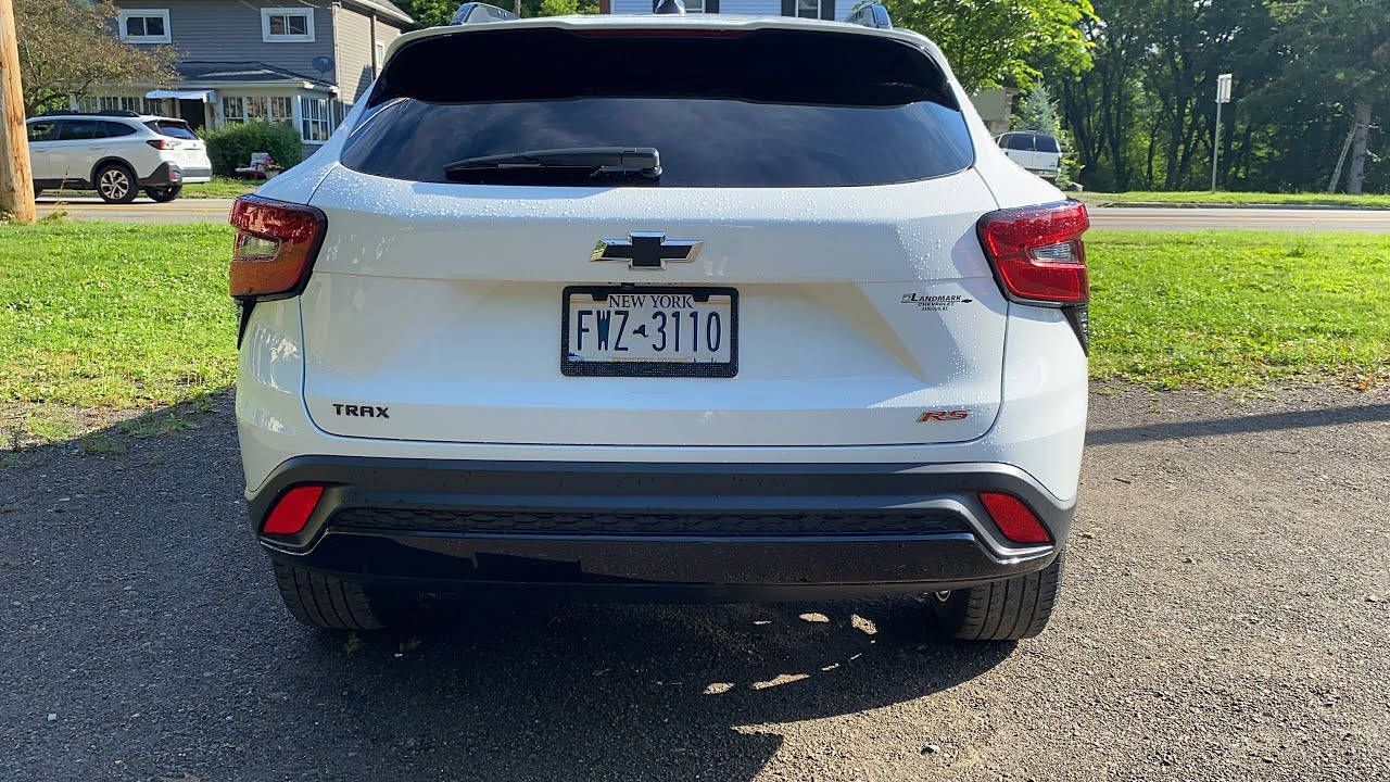 2024 Chevy Trax RS Walkaround - YouTube