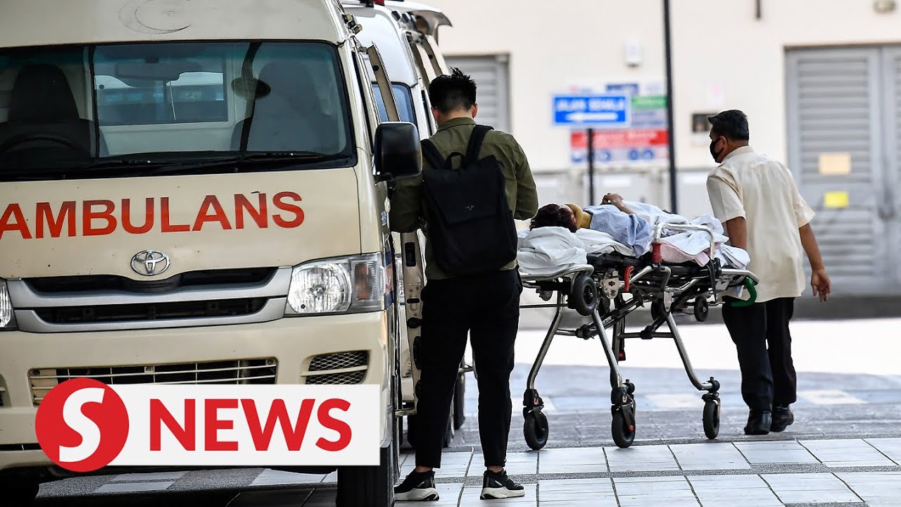 Genting bus crash: Four Chinese tourists still being admitted to ...