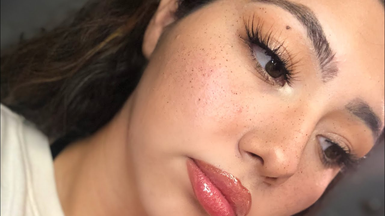 VLOGTOBER DAY 5| FRESH FRECKLE FACE TUTORIAL!! | MY FIRST TIME EVER ...