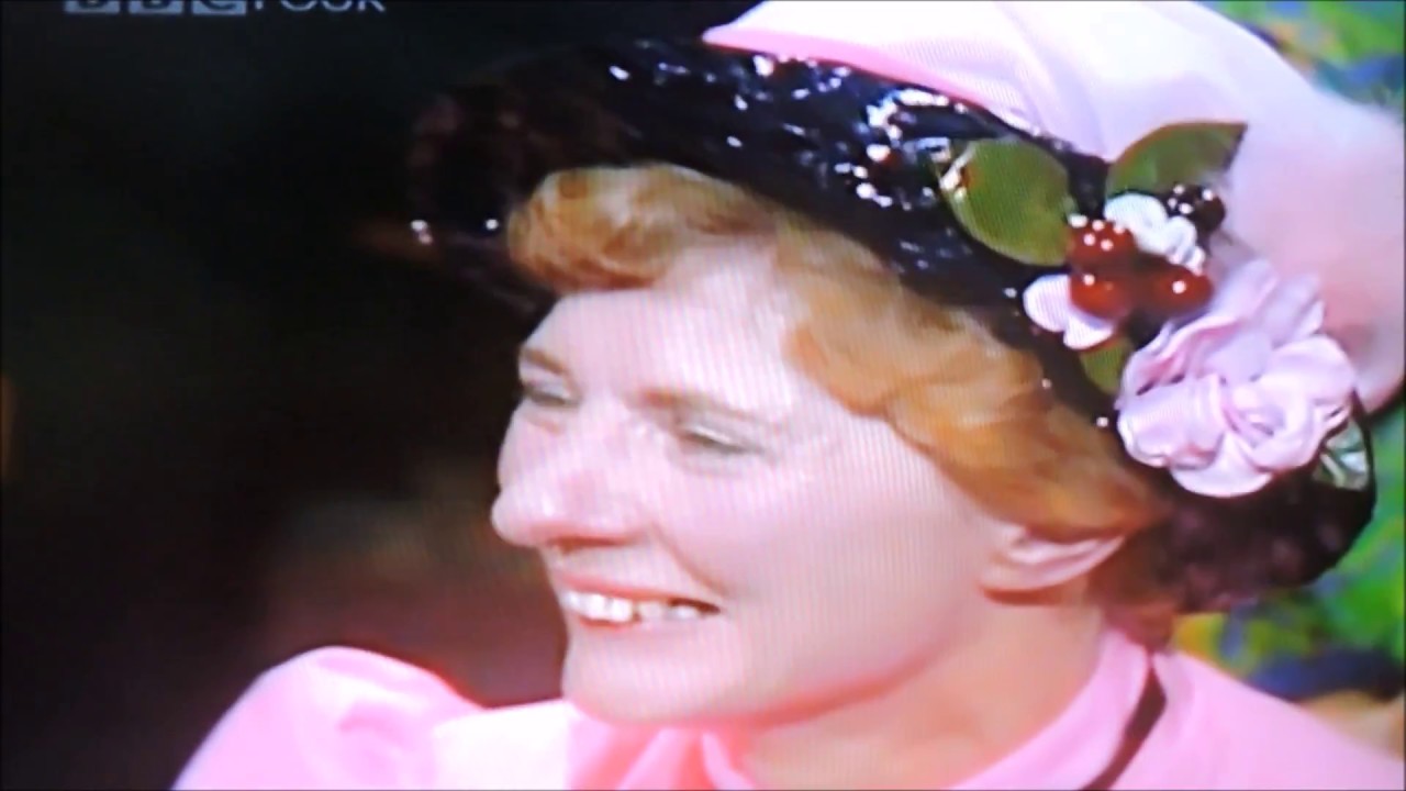 Dailey and Wayne Comedy Act Good Old Days 20th Jan 1977 - YouTube