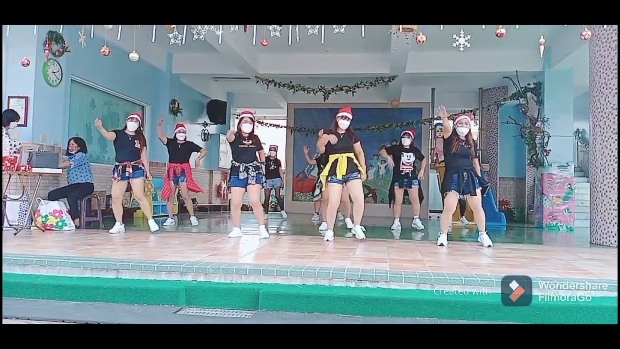 Presentation for Xmas party Team Guangdong dancers the Beshylovesss BethBoiser Vlogs - YouTube