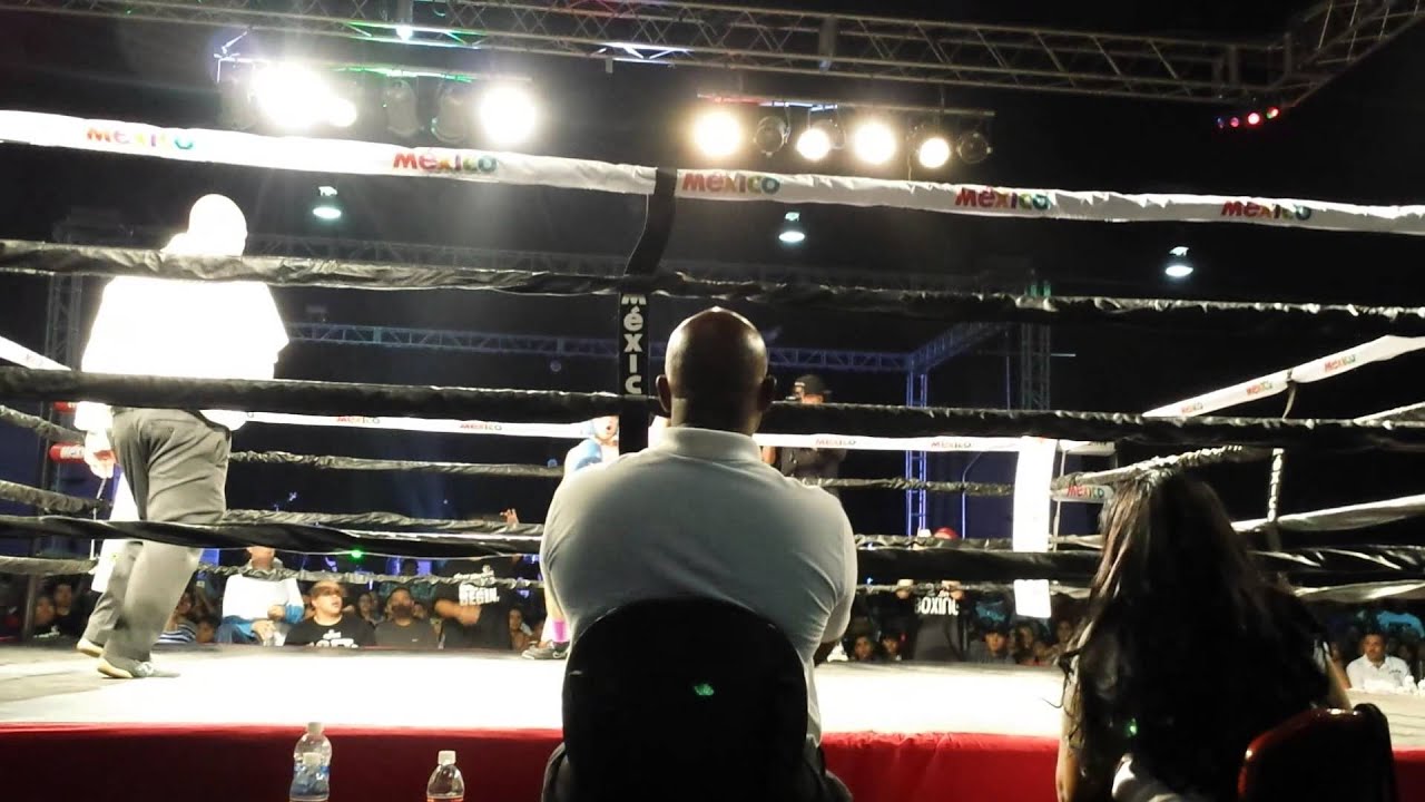 Amado vargas vs Jose Moreno bibriesca - YouTube