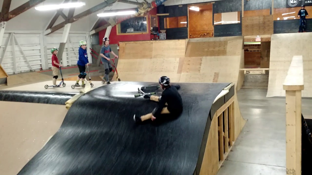 SCOOTER FAILS COMPILATION 2017 - YouTube