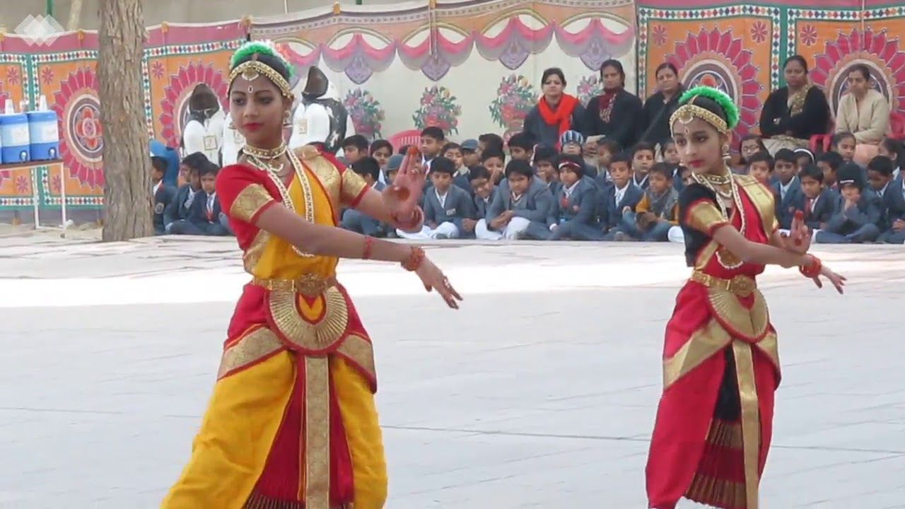 Pari & palak's performance at st. paul's school jodhpur - YouTube