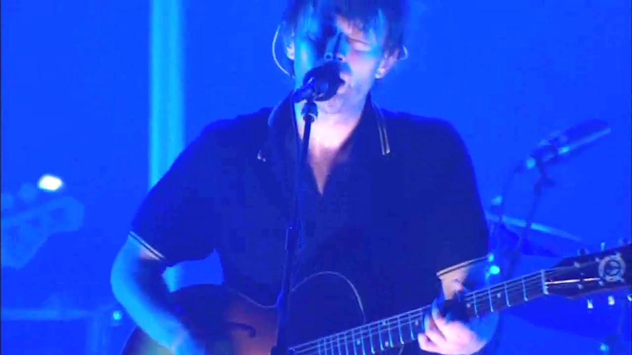 Radiohead- There There (Subtitulado al Español, Lyrics y Live) HD - YouTube