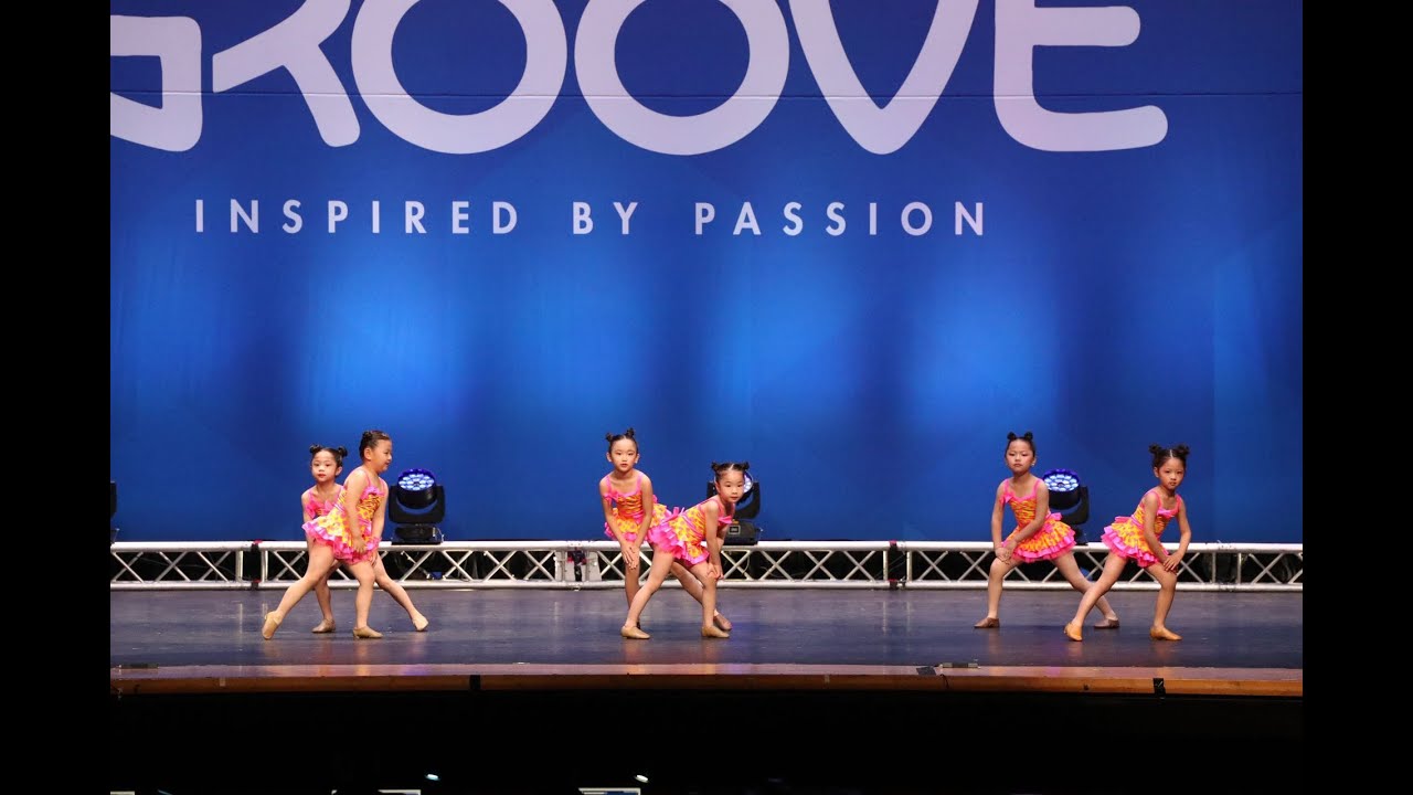 Groove Dance Competition | Blame It On The Boogie | Ms Isoke | HONEY ACADEMY - YouTube