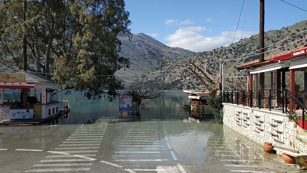 KRETA (CRETE) Rethymno : The Lake Kourna (OVER FLOODED!) η λίμνη Κουρνά ...