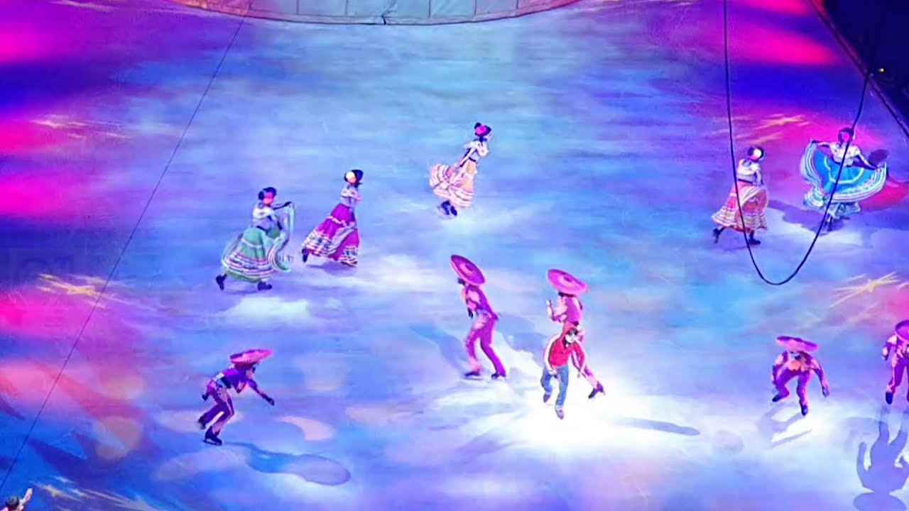 COCO LIVE - UN POCO LOCO DISNEY ON ICE MANILA - YouTube