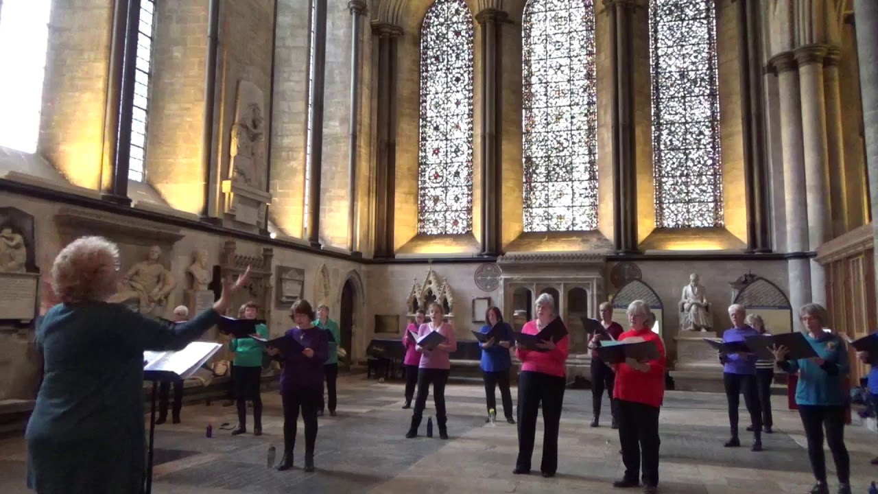 Kate Edgar Singers - People look East - YouTube