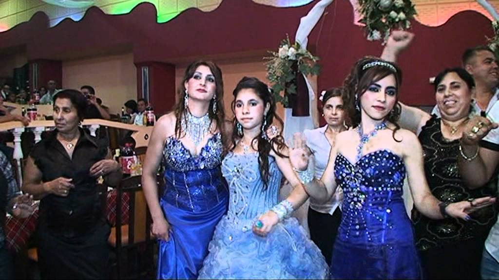 Djamaikata-bebco i eva vardun 2011-2012 - YouTube