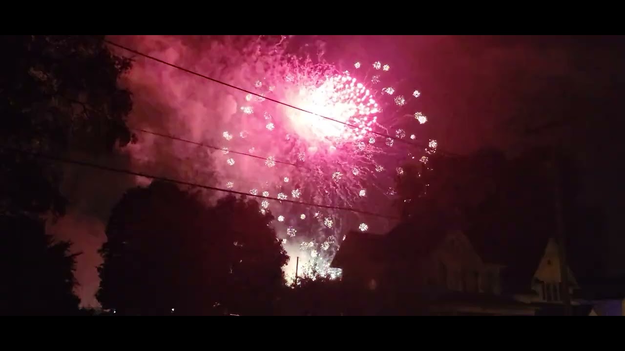 Fireworks in Lancaster, OH July 4th, 2024 - YouTube