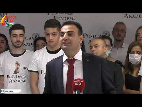 Pusula Akademi Lisesi Başarılarını Kutluyor